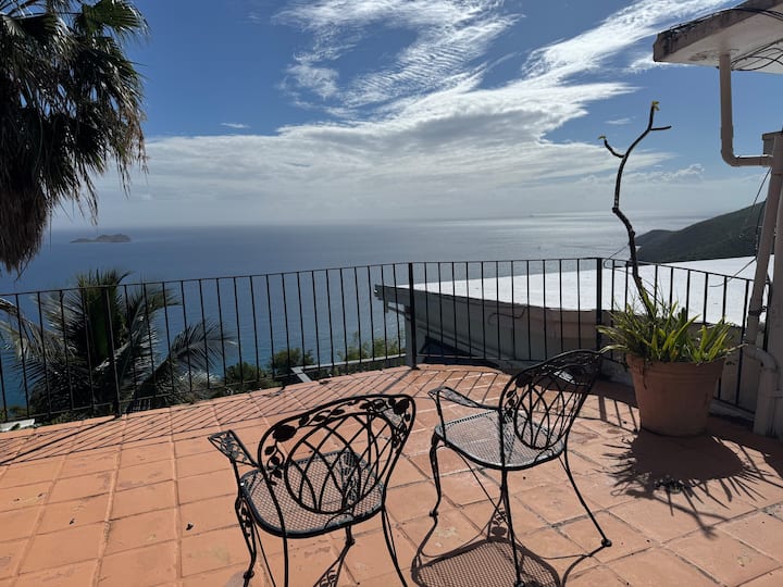 Three Bedroom Two Bathroom Apt 1 - Saint Thomas