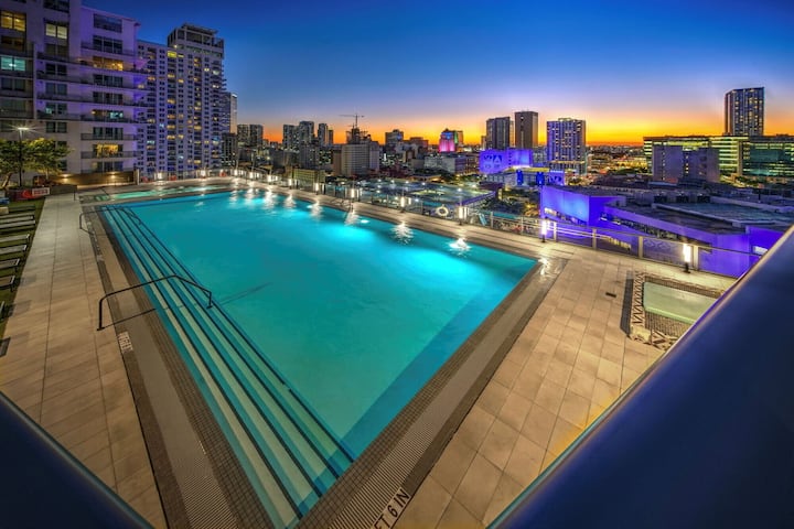 Top-rated Miami Apartment • Balcony • Pool • Gym - Miami