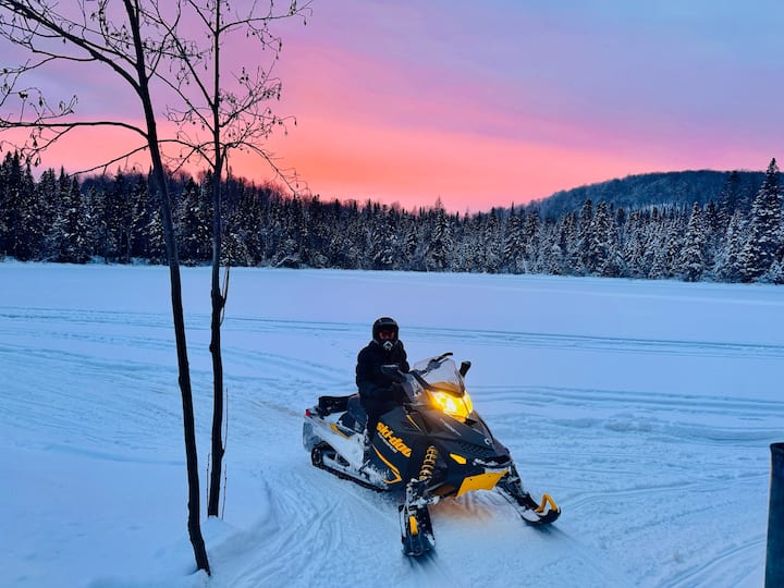Le Laly | Passion Chalets | Lac-foyer-skidoo - Saint-Donat