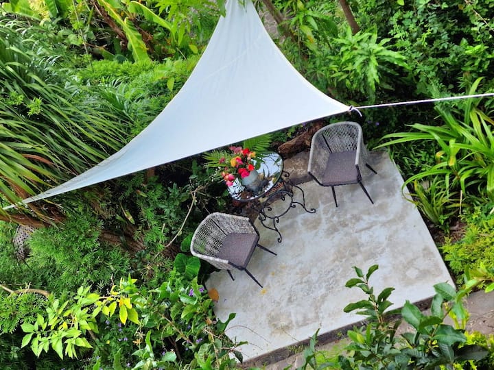 1 Queen Size Bed, Private Bathroom - Cerro de Oro