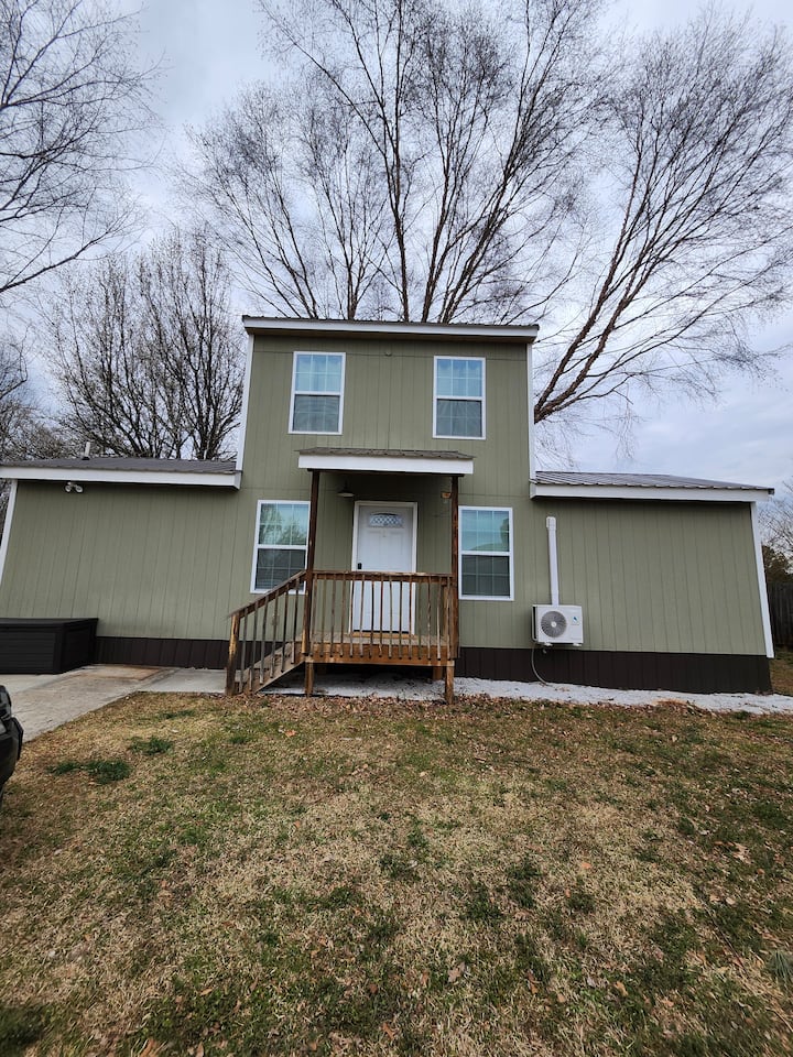 The Greendoor Guesthouse - Walhalla, SC