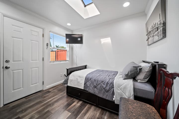 Modern Casita - Private Entrance - Silicon Valley - San Jose