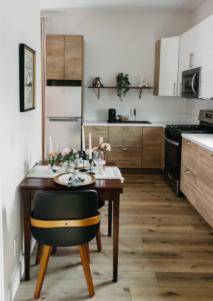 Modern Oasis W/ Ac|work Space| Private Patio - Spring Valley, CA