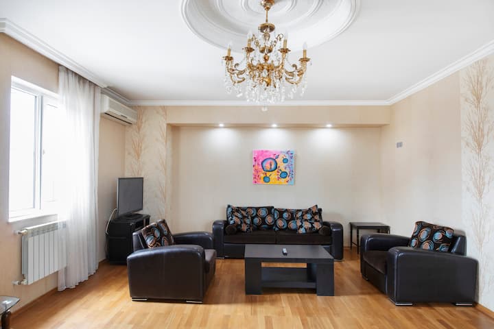 Leyla Apartments 1 - 8/b - Baku