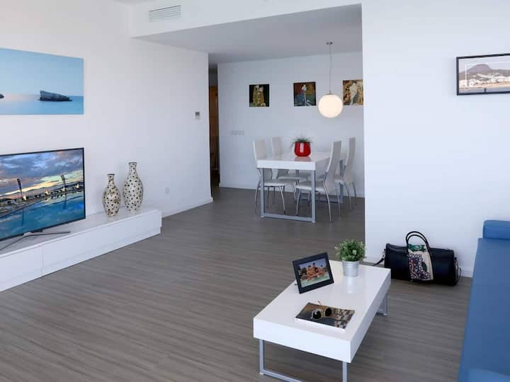 4 Guests Apartments With Pool, Spa And Gym - Sant Antoni de Portmany