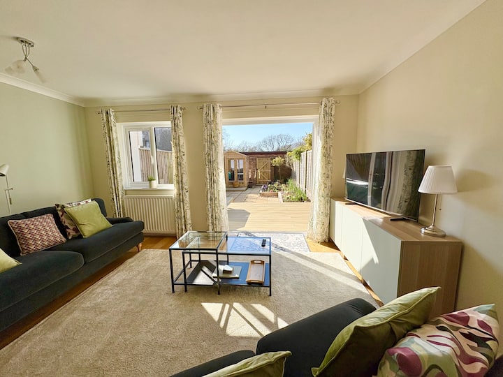 Middlemarsh - A Cosy Bolthole For All The Family - Christchurch