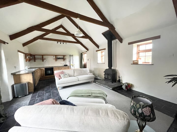 The Longhouse At Pencwm Escapes - United Kingdom