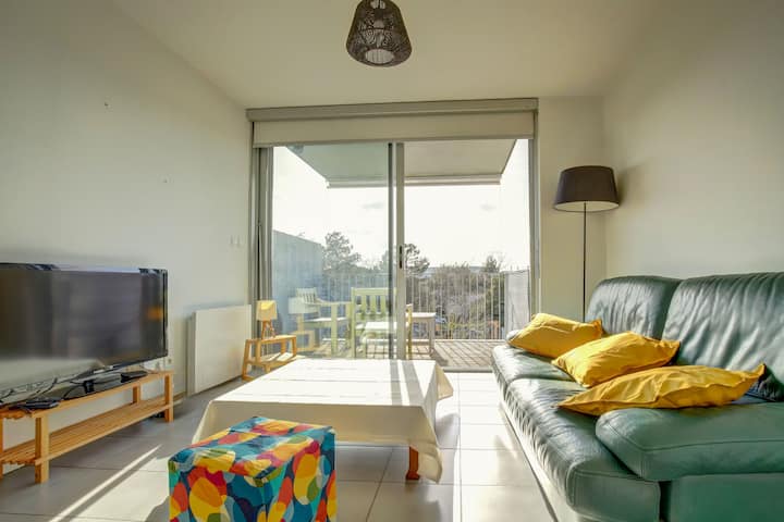 Le George Sand Parking Privé - Aéroport de Toulouse-Blagnac (TLS)