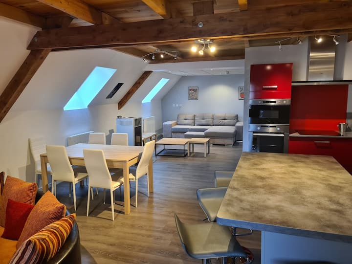 Gite De Murat Pour 10 Personnes - Murat