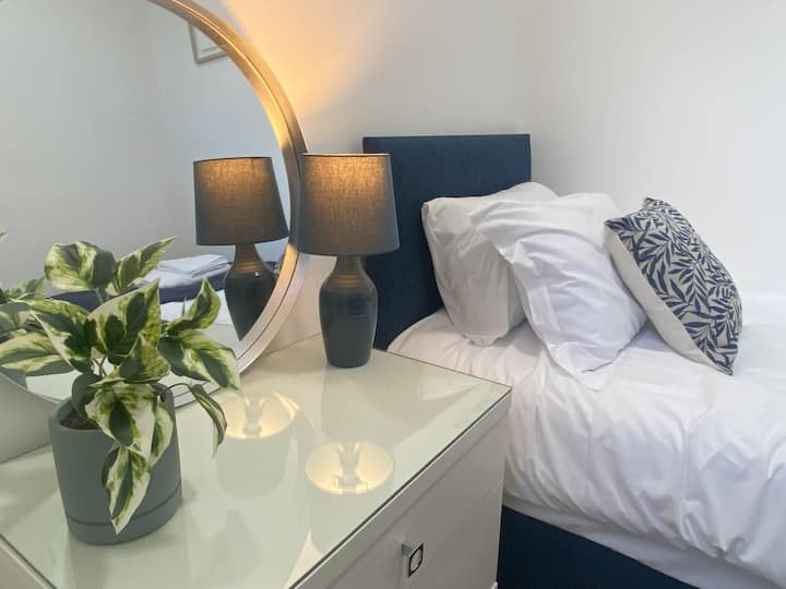 Comfortable 2-bed Apartment - For Contractors - Retford