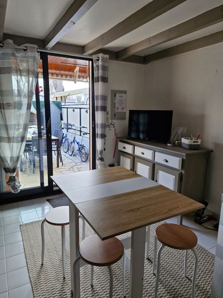 Maison Des Avelines - Vias