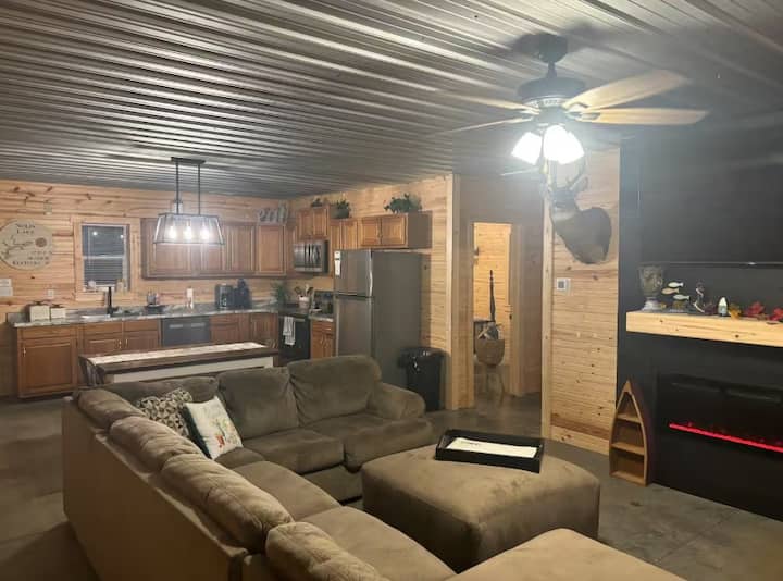 Oh Deer Retreat! - Nolin Lake State Park
