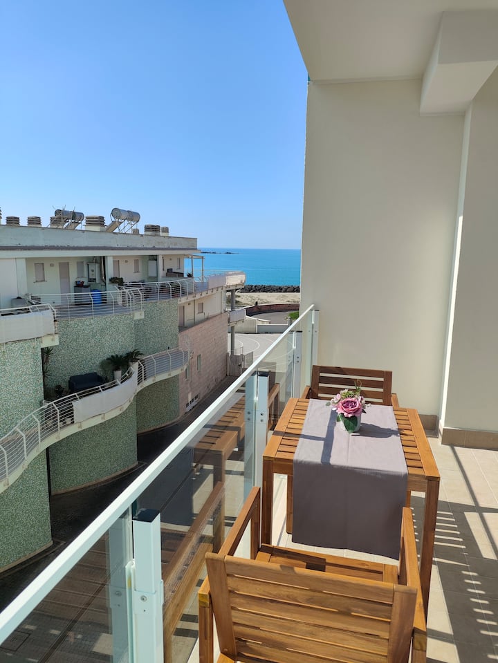 Agm Suite Fiumicino Faro 10 - Leonardo da Vinci Airport - Rome - Fiumicino (FCO)