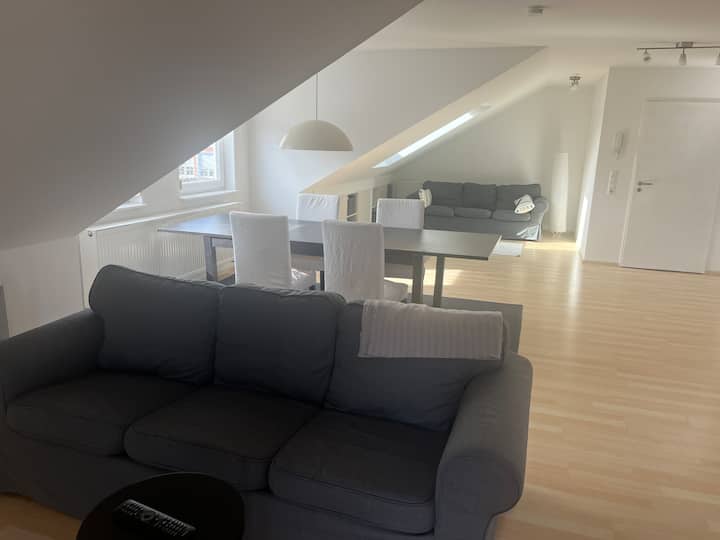 Sehr Helle, Großzügige Wohnung 75m2 - Würzburg