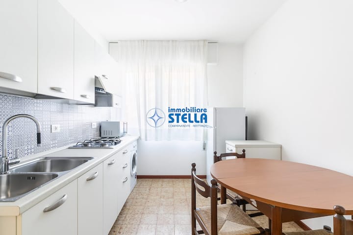 [ Villa Pola ] / Beach Place + 2 Parking Spaces - Jesolo