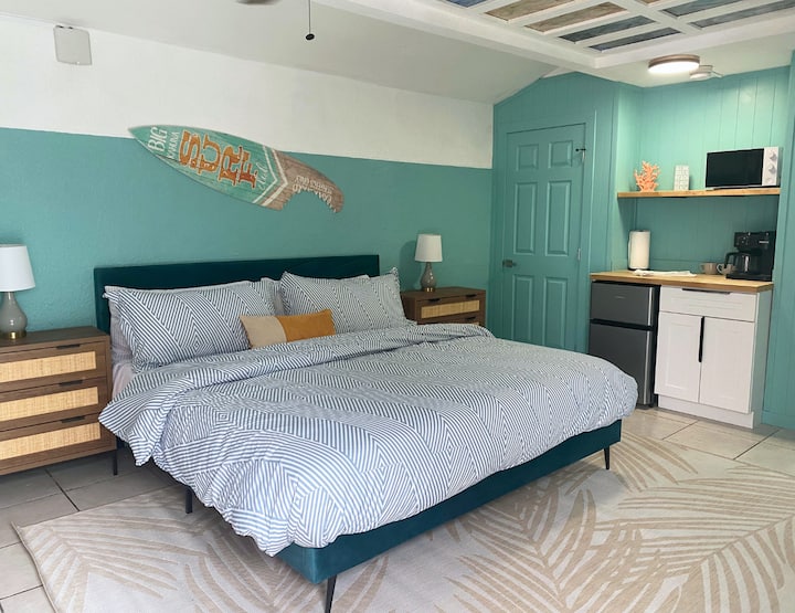 Palms Premier - King Studio - Treasure Island, FL