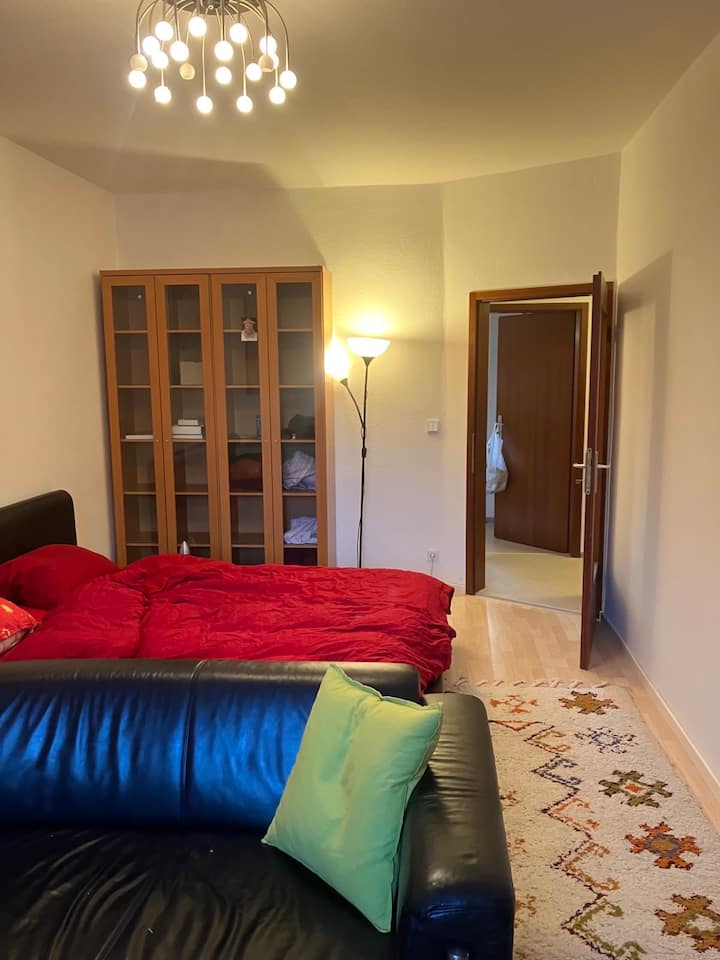 Ruhiger Altbau Nahe Zentrum - Munich