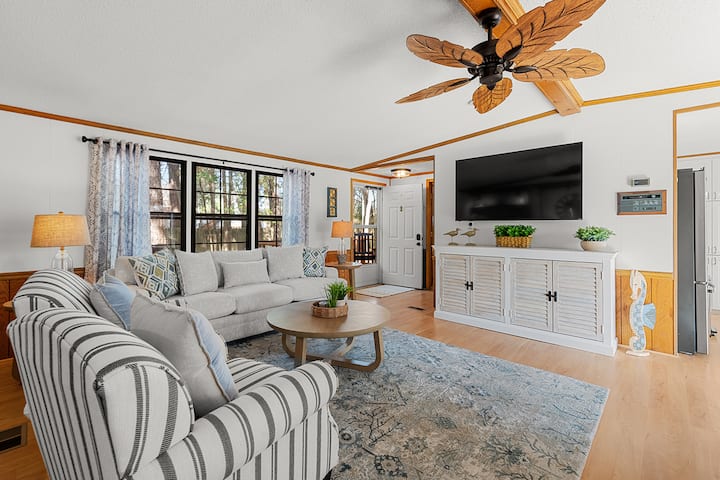 Immaculate Home/marsh Walk/with Hot-tub - Murrells Inlet, SC