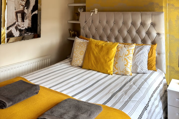 King Double Bedroom Lisburn Road - Belfast