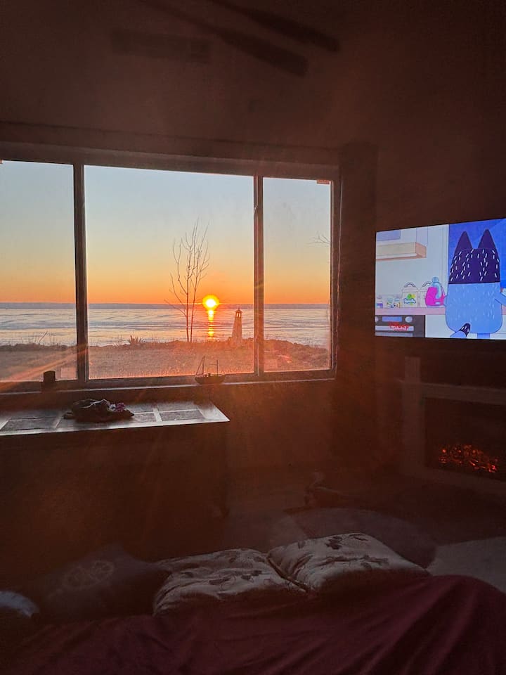 New Water Front House On The Bay - Door County, WI