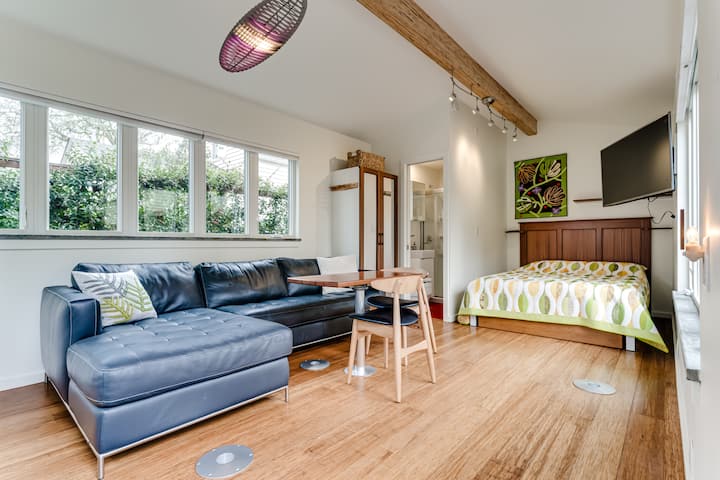 Handcrafted Tiny Home - Eugene, OR