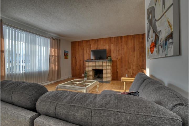 Ste-foy Maison 5 Ch. 2 éTages Cour Arrière+parking - Quebec City