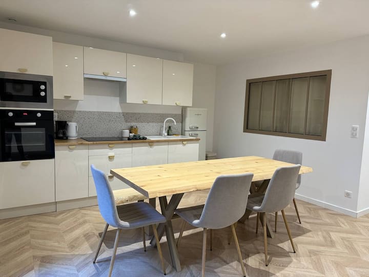 Appartement Face Aux Remparts-rive Droite - ibis budget Avignon Centre