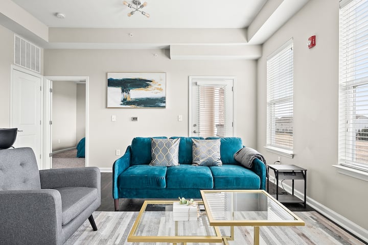 Ziva Luxe 2br 2ba Near Dt Indy - Zionsville, IN