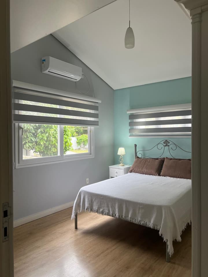 Suíte A 600 Metros Da Praia - Florianópolis