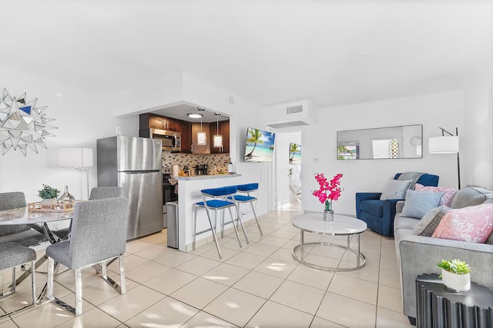 Fabulous Suite (1140-15) - Fort Lauderdale, FL