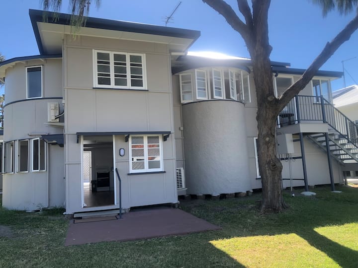 Emu Park Beach House - Great Keppel (Wop-pa) Island