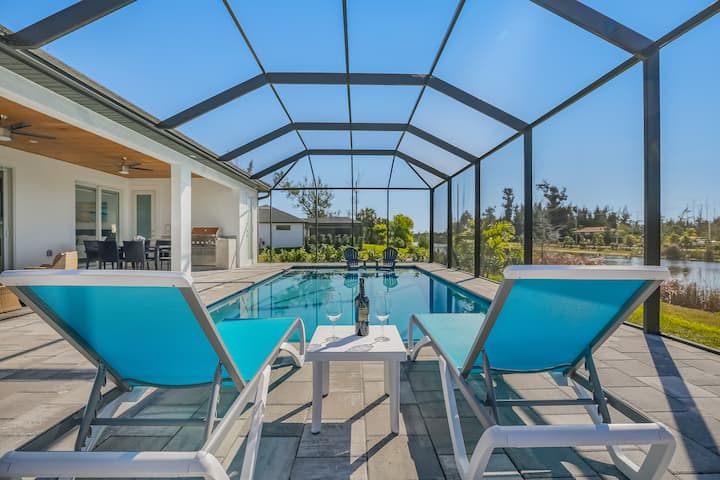 Matlacha Villa- Heated Saltwater Pool - Cape Coral, FL