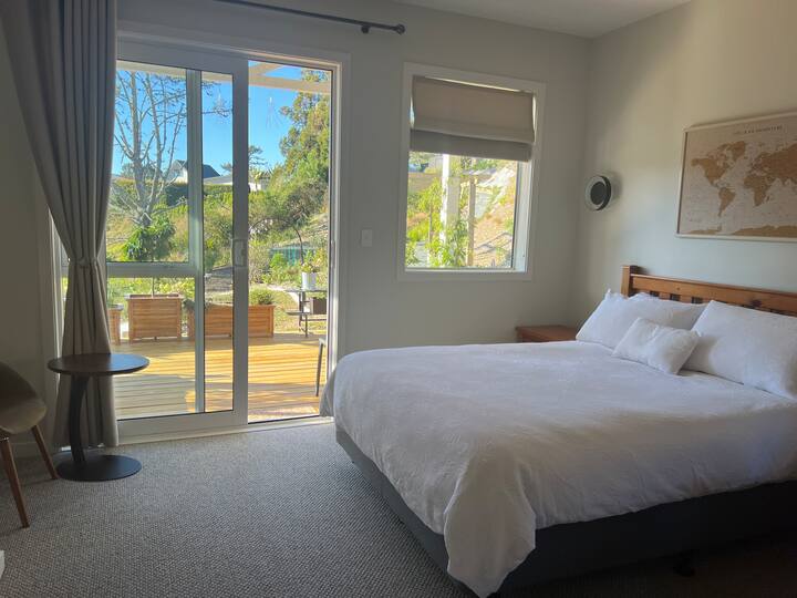 Peaceful Bush Getaway - Auckland