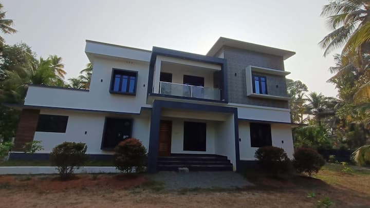 Serene Oasis: Non Ac Room - Kayamkulam