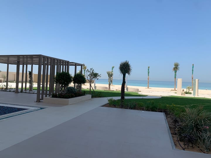 Private Beachapartment Residence - Charjah
