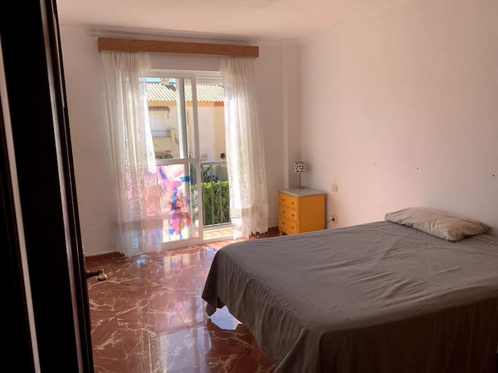 Habitacion Double Baño Privado - Tarifa