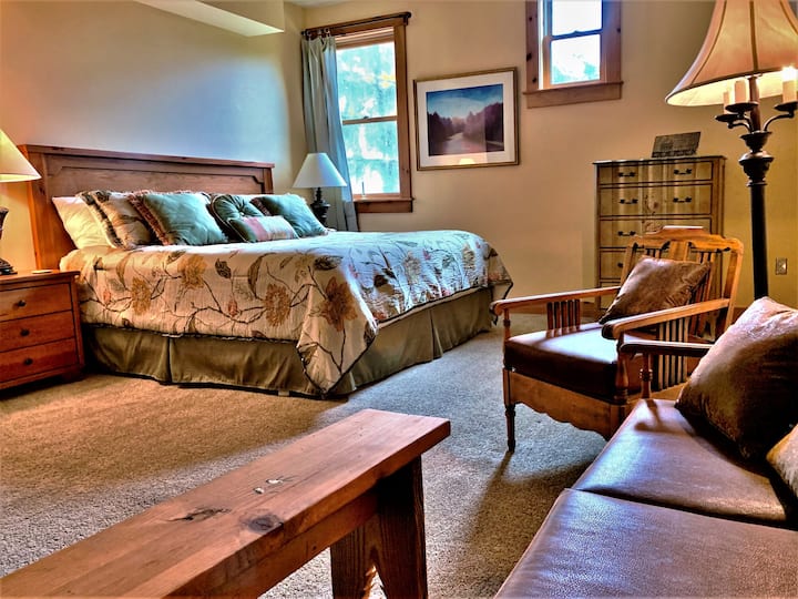 Countrygarden Suite At Heartstone - Lexington, VA