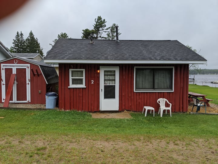 Trout Lake Resort- Cabin 2 - Trout Lake Township, MI