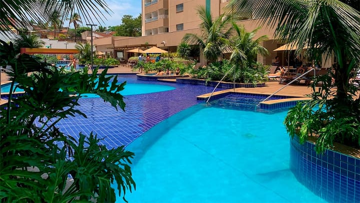 Varanda Gourmet Com Vista Resort - Olímpia