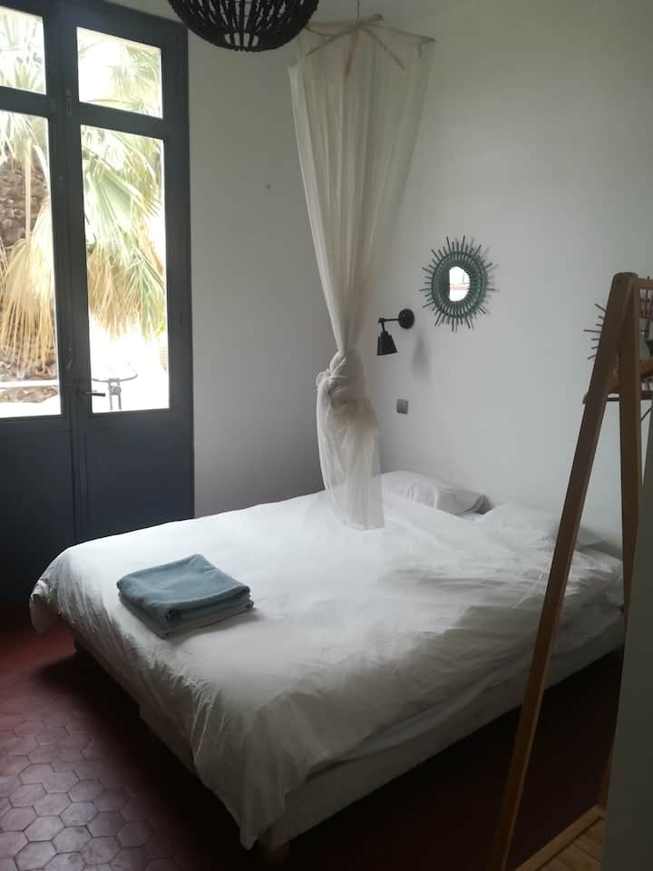 Chambre Avec Terrasse Dans Villa Centre Cannes - Cannes