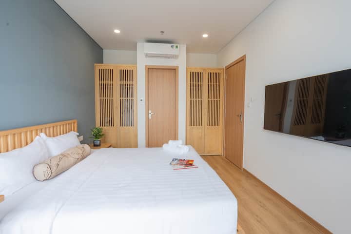 Solviera - Luxurious 2 Bedrooms Apartment - Da Nang