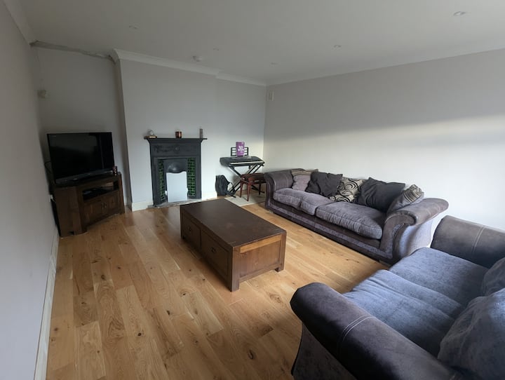 4 Bedroom House Near Salthill - 高威