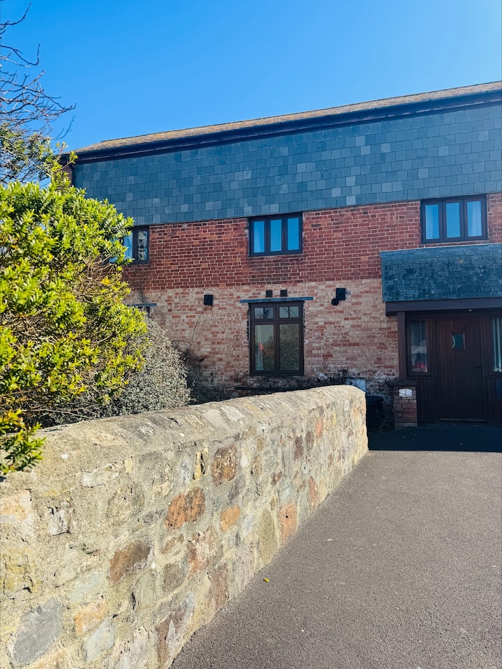 Oak Barn-in The Heart Of Watchet - Watchet