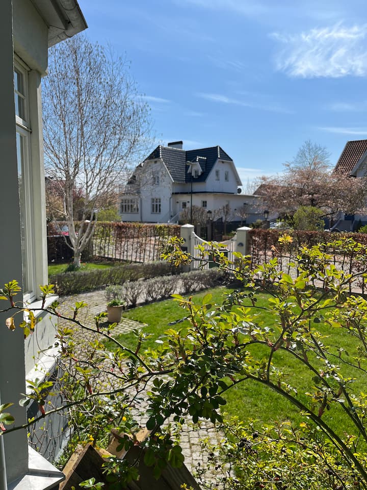 Charming Roomy Villa By ØResund - Malmö