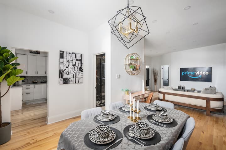 Luxury Downtown Oasis | Parking • Metro • King Bed - Montréal