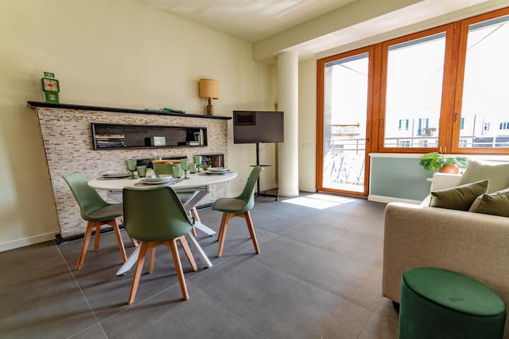 Le Torri Di Como - Manzoni - Como