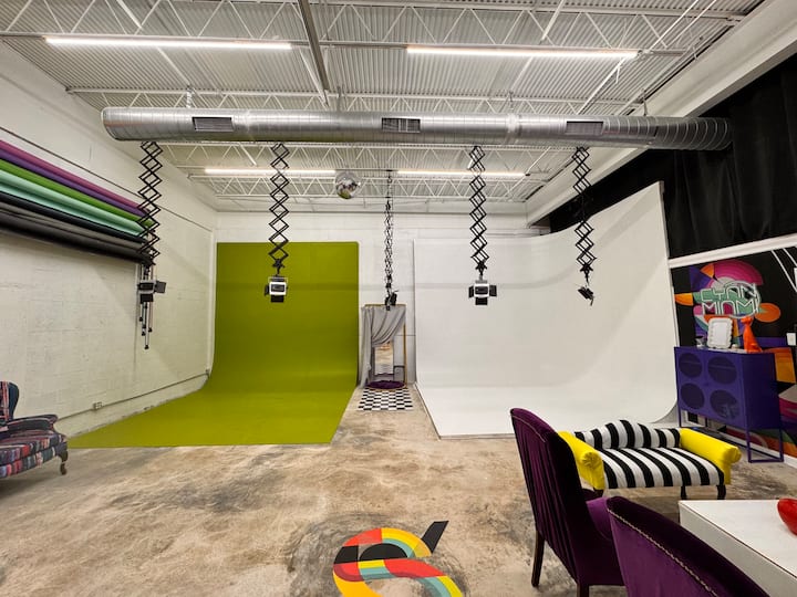 Cyan Miami Photo Studio - Miramar, FL