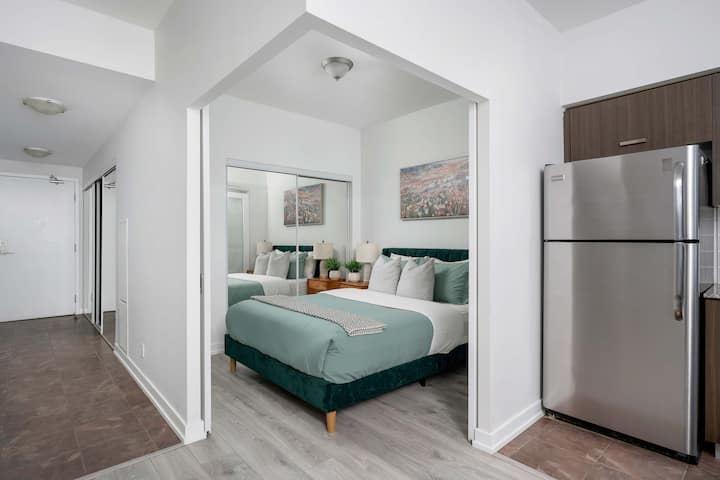 Nice Condo With 2 Bedrooms - Port Hope