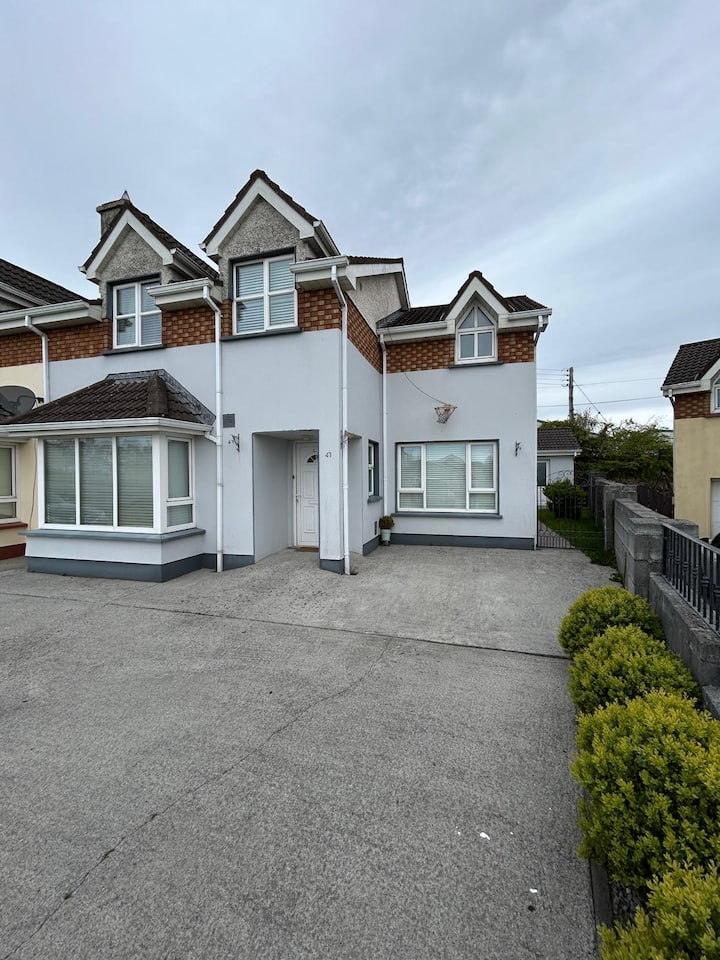 Serene Home, In Heart Of Ennis - Ennis