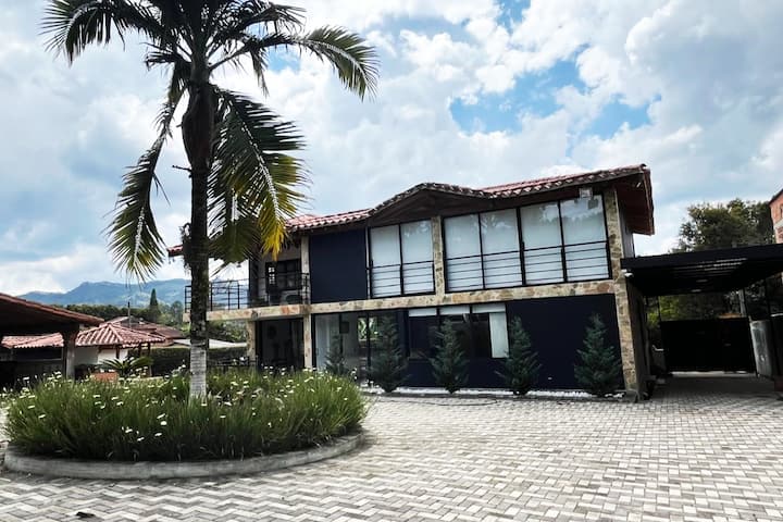 ¡ Hermosa Finca En Llanogrande ! - La Ceja